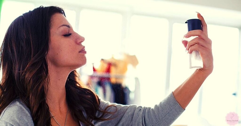 What To Use Instead Of Setting Spray? 5 DIY Alternatives!