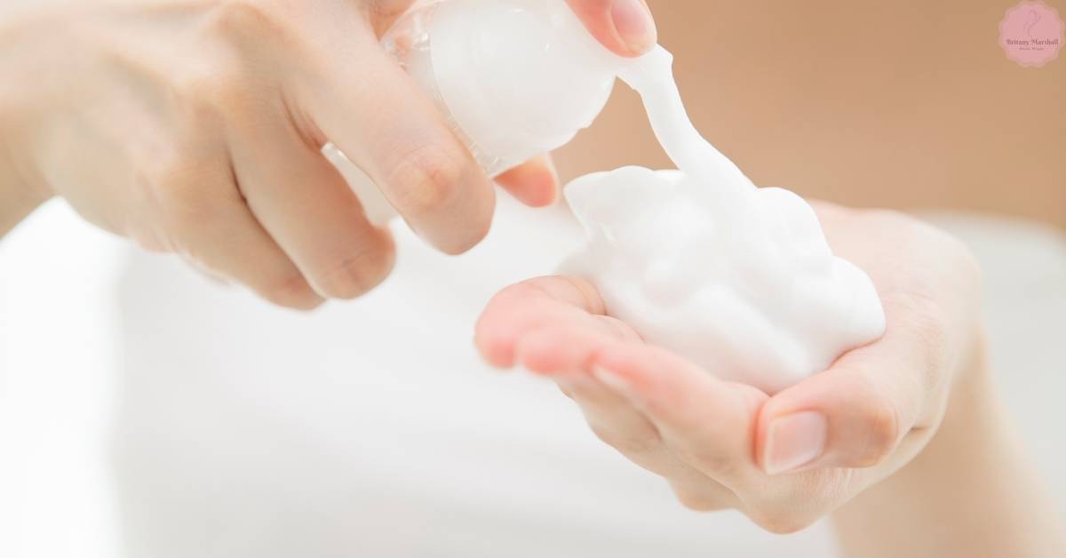 4 Best Lash Extension Washes & DIY Recipe! [Best [year] Guide]